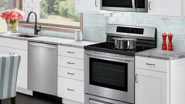 9 Best Induction Ranges Reviews 2025 - Cooking Top Gear