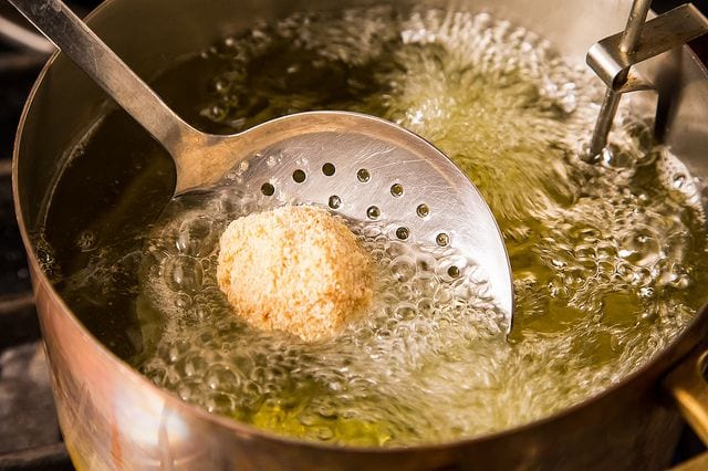 9 Best Healthy Oils For Deep Frying - Cooking Top Gear